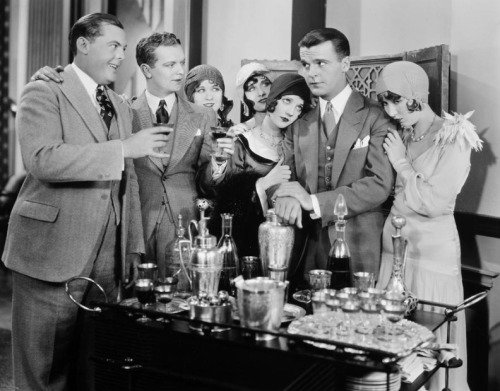 1920s bar set-up – Once upon a screen…