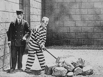 Buster Keaton is CONVICT 13 (1920) – Once upon a screen…
